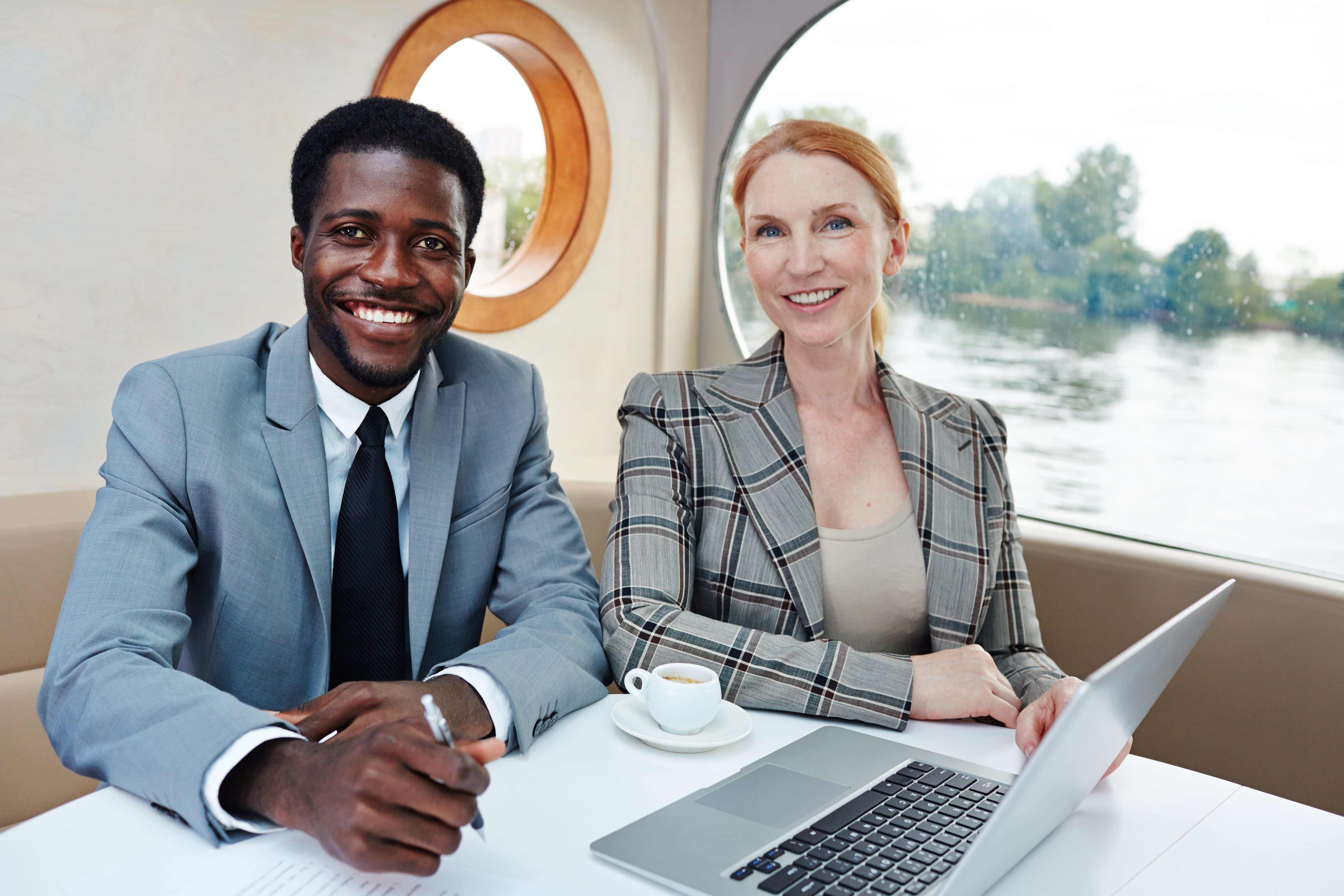 Full-Service vs. Self-Service Payroll: How to Choose the Right Payroll ...